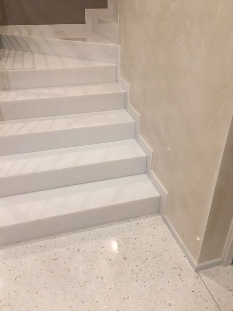 Scale in marmo, granito e pietra naturale - Ferrari Marmi